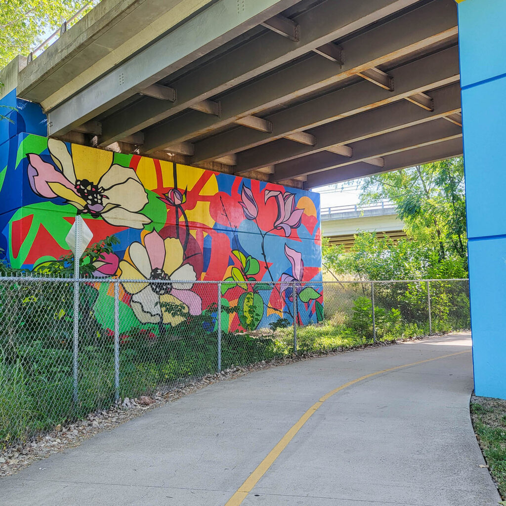 University Crossing and Ridgewood Mural - The Loop Dallas